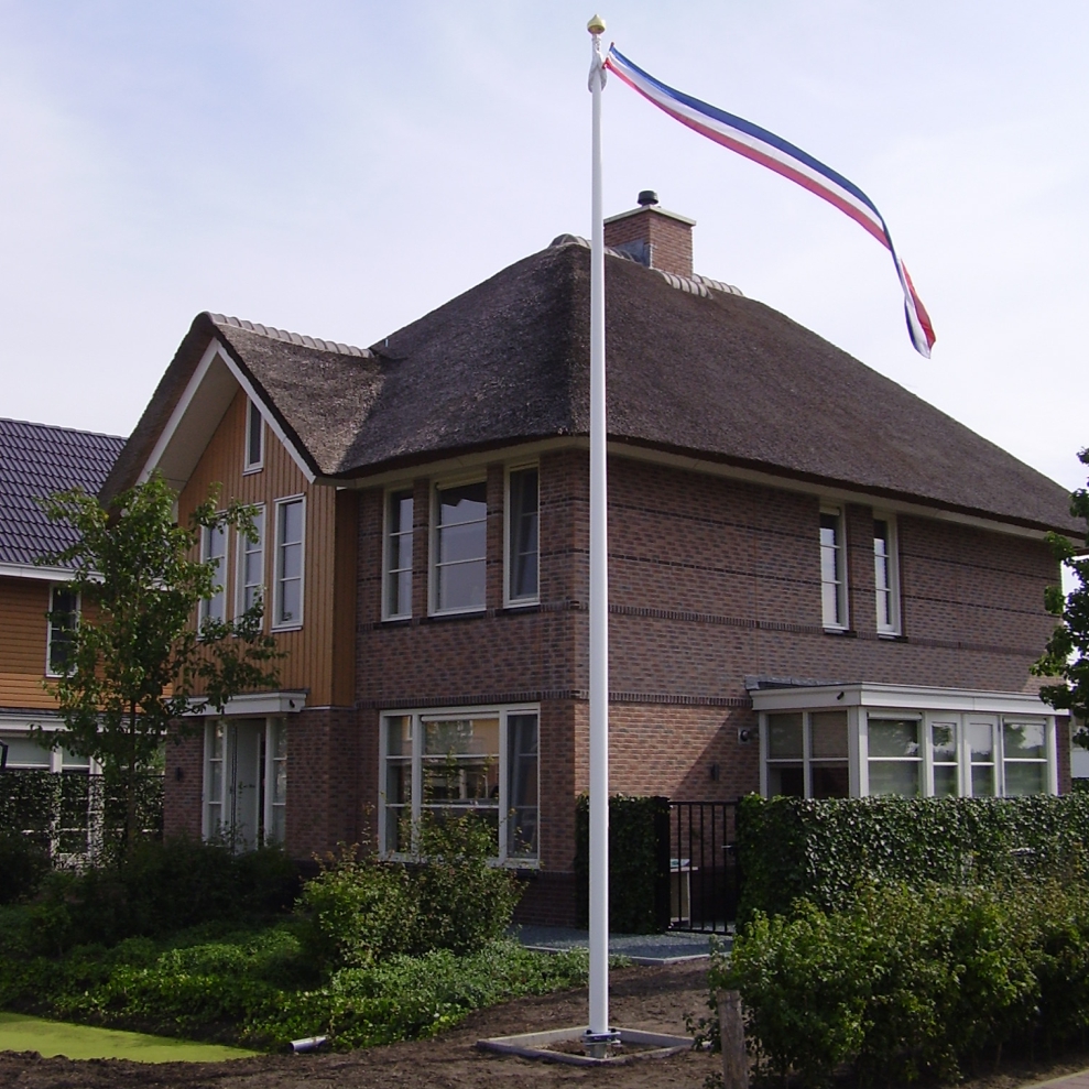 Vlaggenmasten | Nieuwenhuizen Vlaggen & Masten